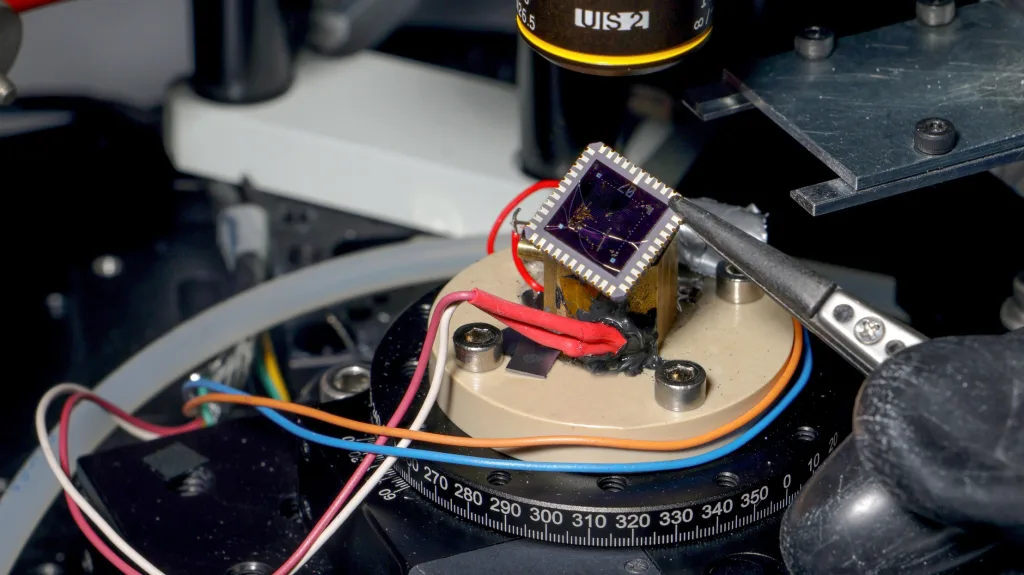 EPFL Engineers Develop Ultra-Efficient 2D Quantum Cooling Device At Near Zero Kelvin