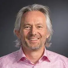 20 Influential Individuals Driving The Quantum Technology Revolution